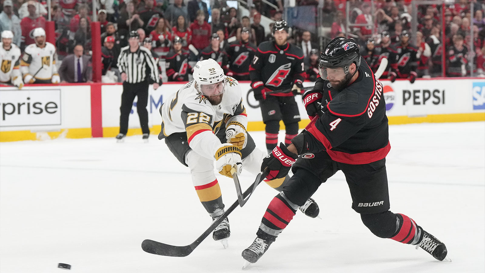 Hurricanes most to blame after Stanley Cup Final Game 1 loss