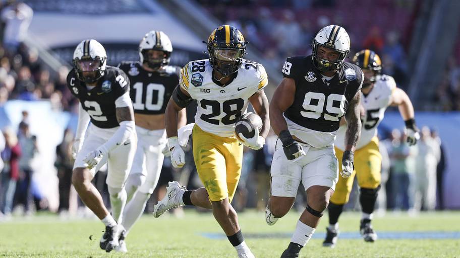 Big Ten vs SEC scheduling: What teams make sense for Iowa football?
