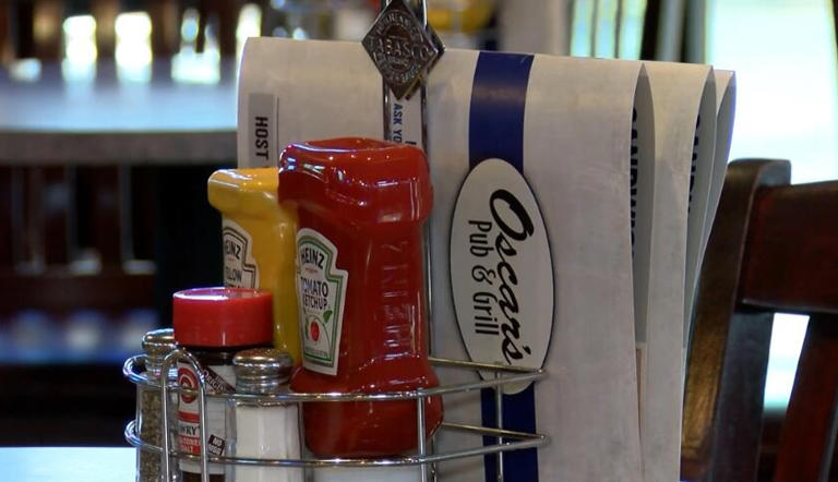 Oscar’s Pub & Grill in Rockford to close after 25 years