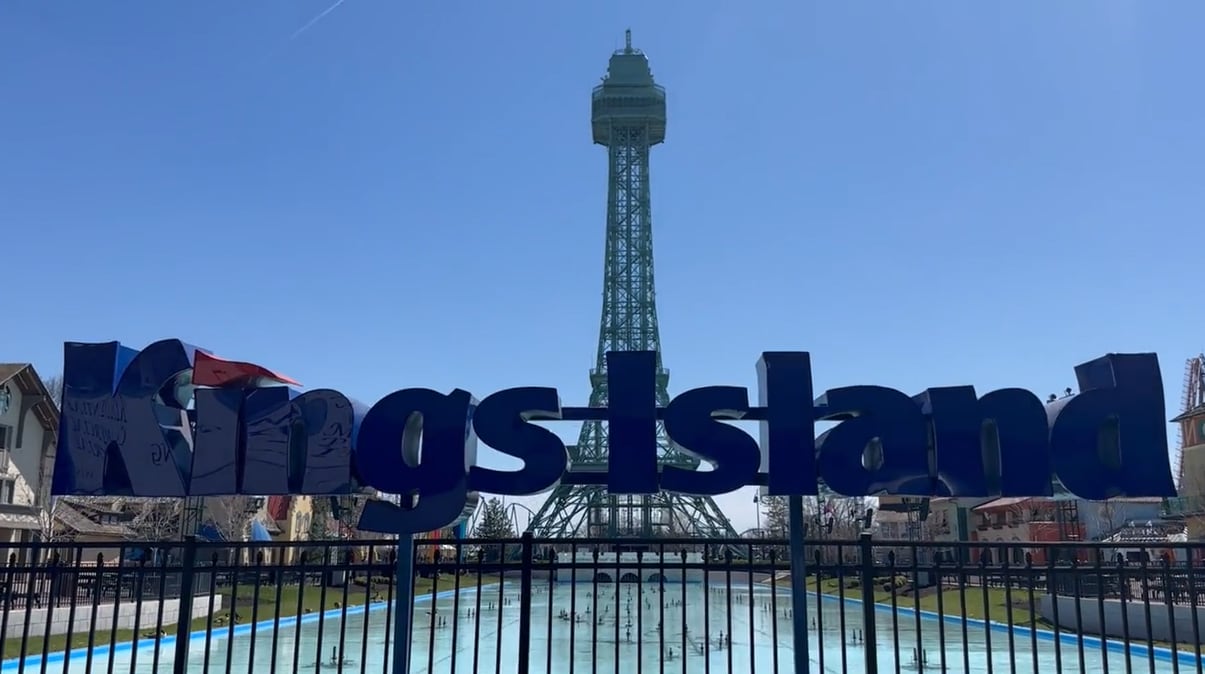 Kings Island visitor says stranger tried to photograph her in bathroom ...