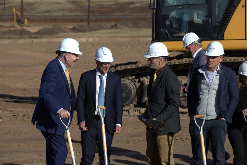 Gov. Gordon demands data center developers 'do it the Wyoming way'