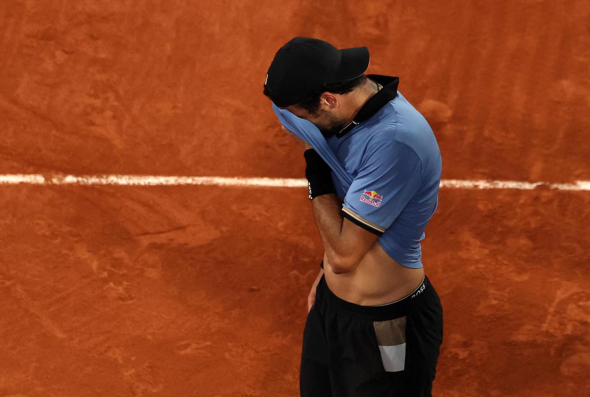 Roland Garros, non c’è pace per Berrettini. Si ritira, in semifinale va ...