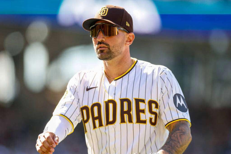 MLB in brief: Nick Castellanos DFA | Things are looking bleak for the Rays