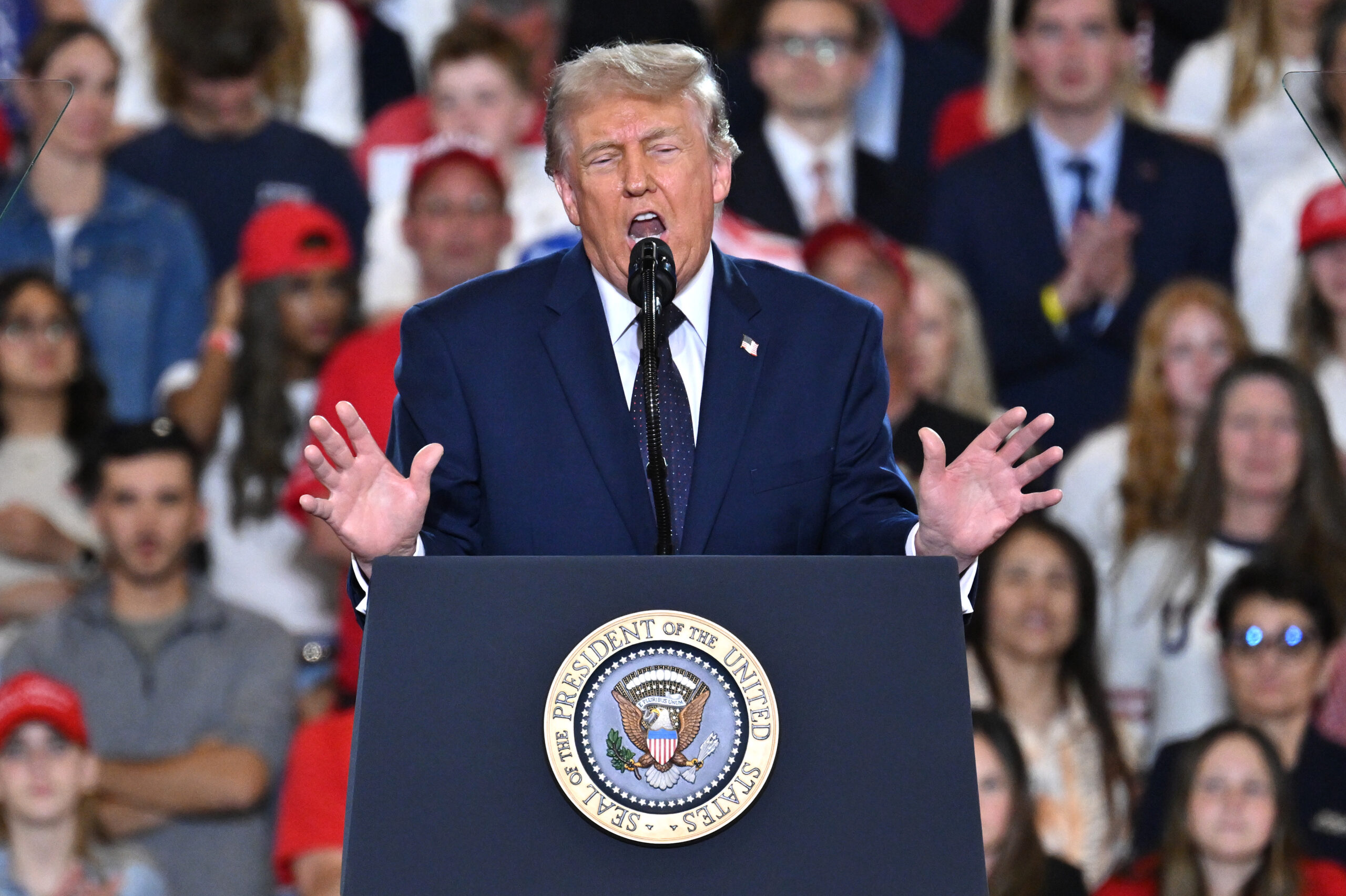 Trump planning to attend Game 3 of NBA Finals at Madison Square Garden ...
