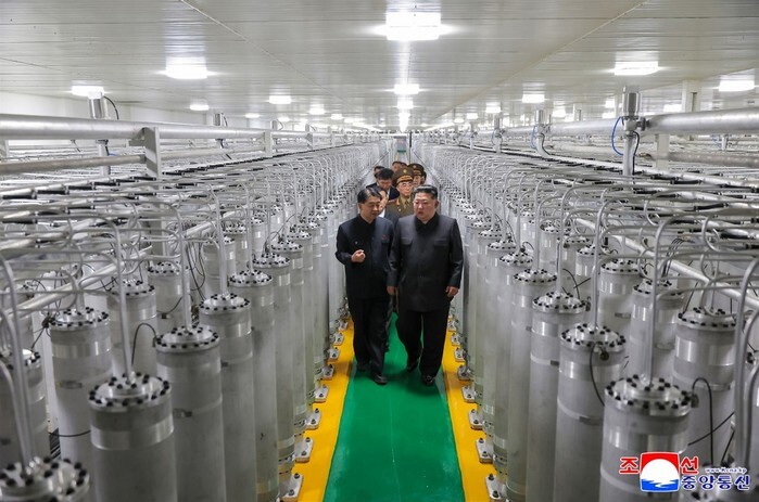 NK leader inspects new nuclear material production facility