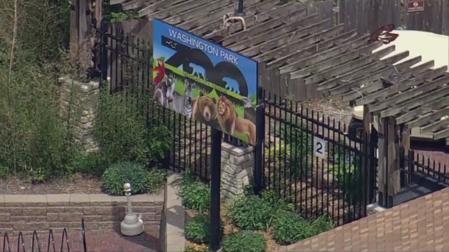 Employees injured in wolf attack at Michigan City zoo