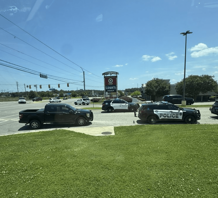 Dothan police release statement on massive police presence in Dothan ...