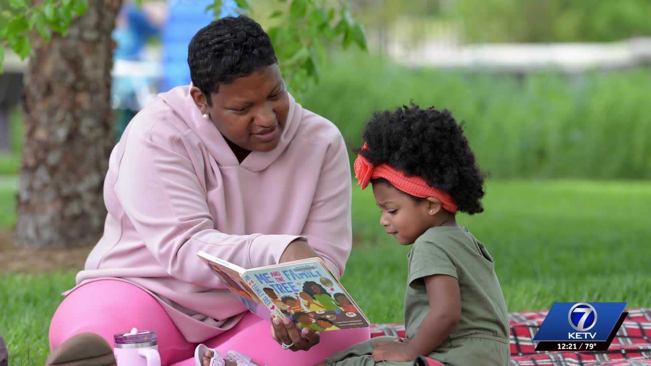 Omaha Public Library digs into their summer reading program with dinosaurs