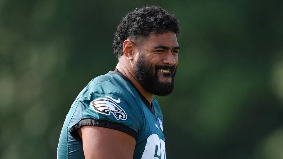Jordan Mailata waxes poetic on how gifted Eagles trench phenom truly is