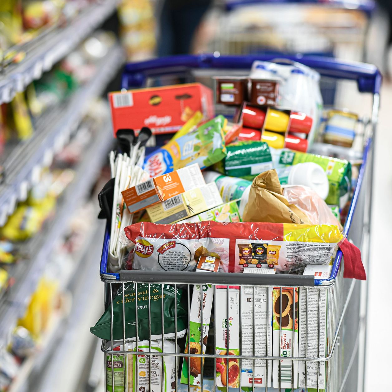 Supermarché : il vole un sac de courses et se retrouve interdit 2 ans ...