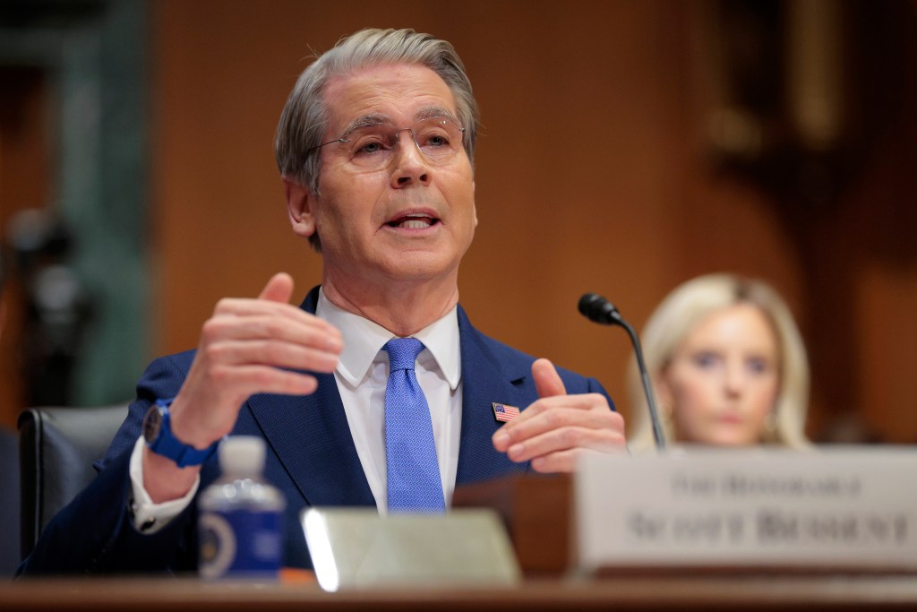 Scott Bessent goes scorched earth against Sen. Ron Wyden over Epstein ...