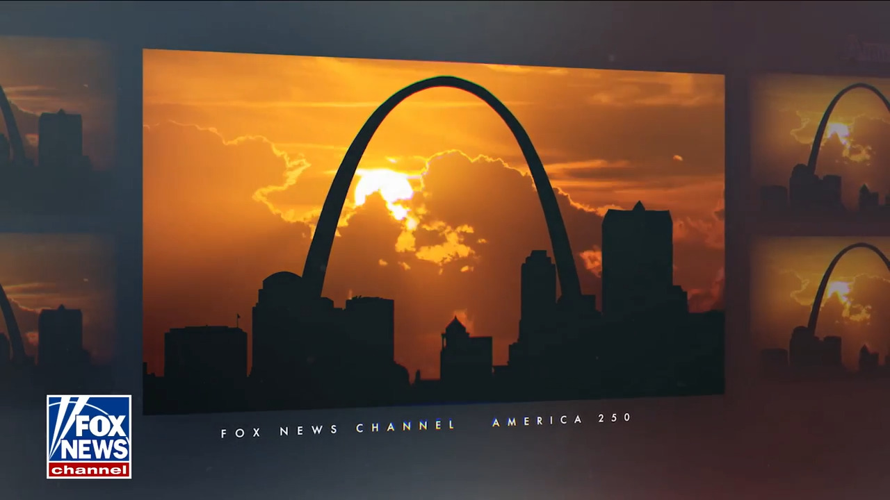 America 250: St. Louis Arch