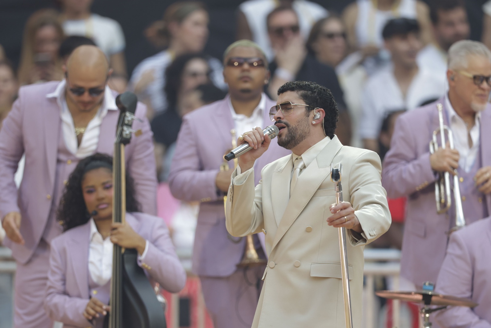 Latinoamericanos en el concierto de Bad Bunny en Madrid: los reyes de ...