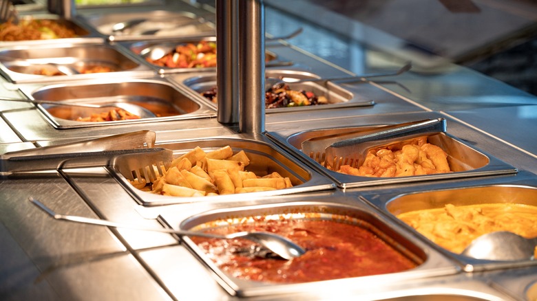 The best time of day to go to a buffet