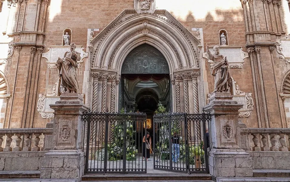 Dua Lipa and Callum Turner set for lavish Sicilian wedding