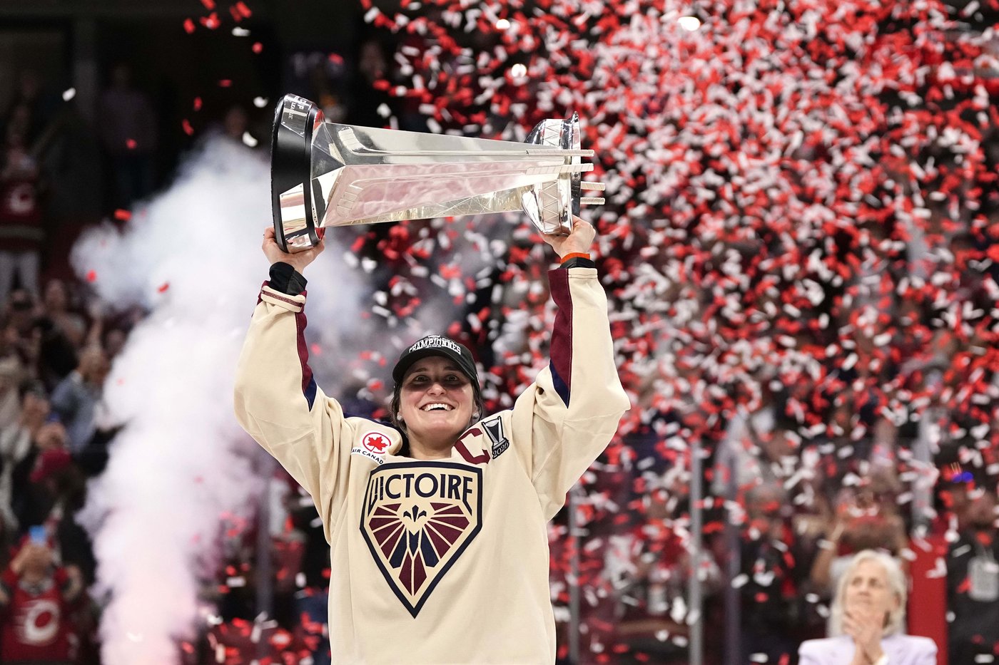 Walter Cup champion Victoire protect Poulin, Stacey and Desbiens in ...
