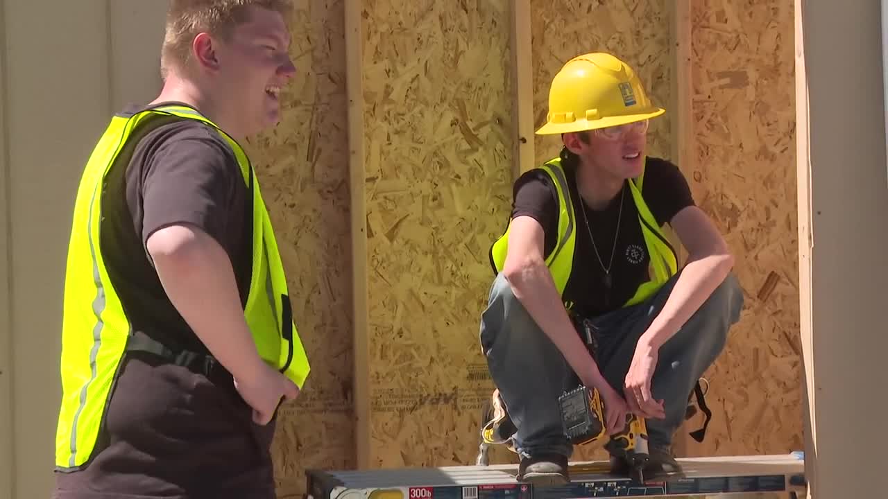 Anaconda students learn construction skills through job site program