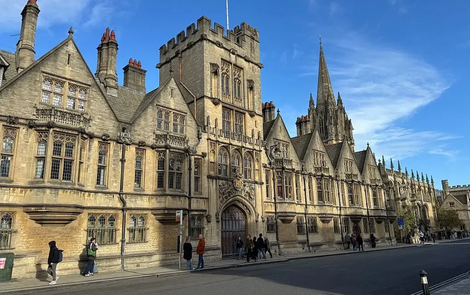 Oxford study ties personality traits and leisure to happiness