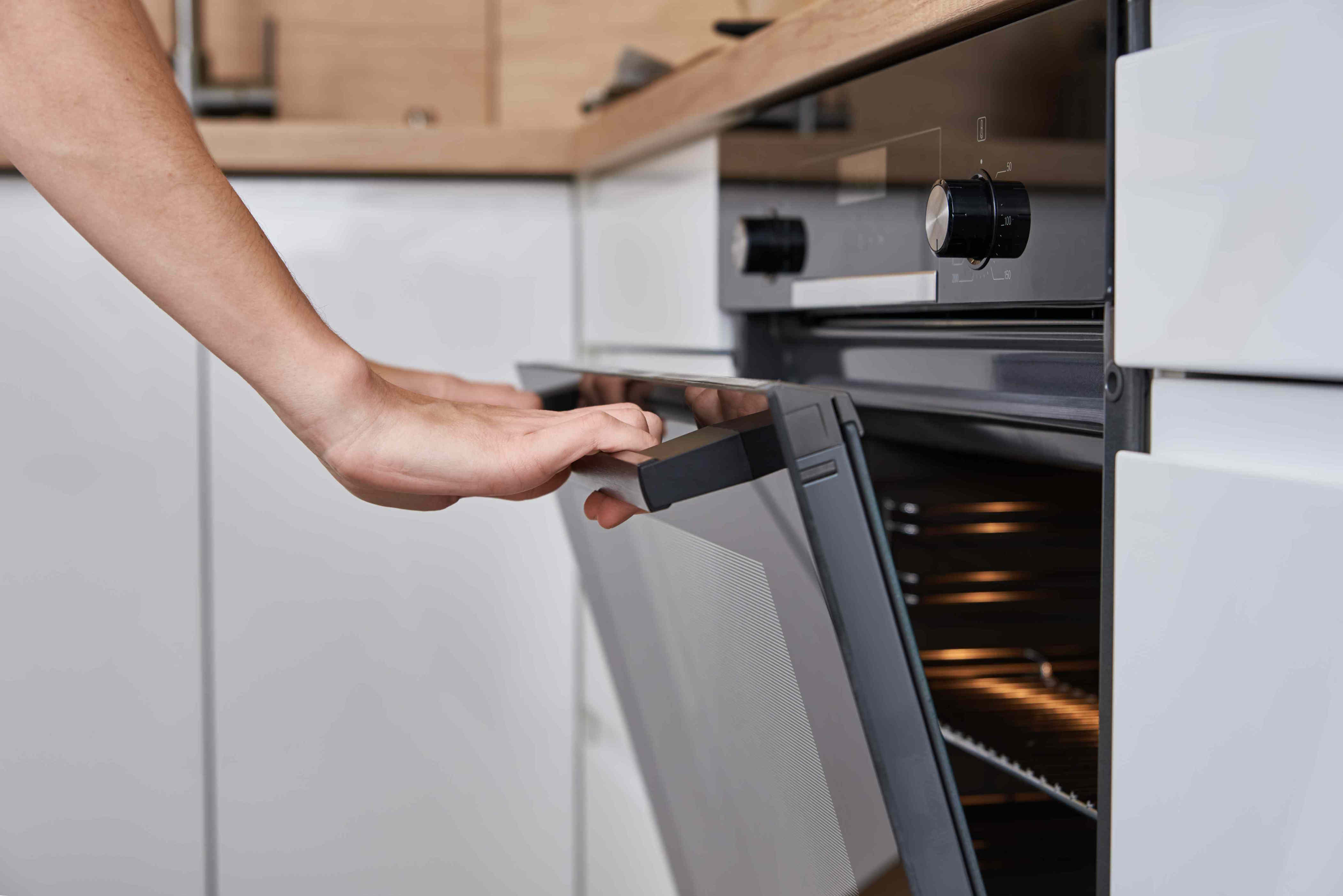 How to clean oven glass the right way, according to experts