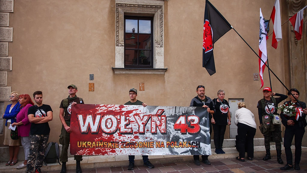 Poland urges Ukraine to drop UPA unit name amid tensions