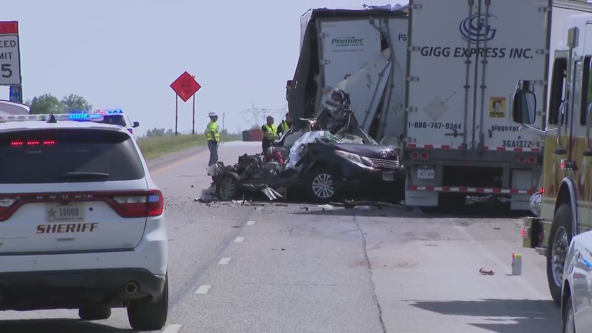 6-vehicle fatal crash