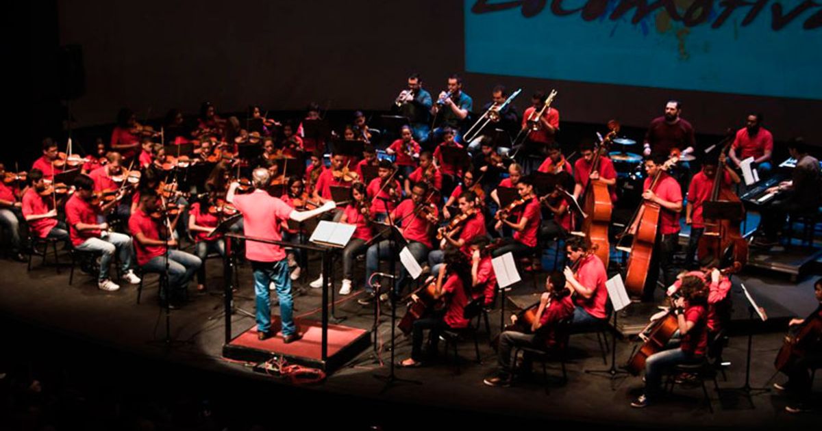 Orquestra Locomotiva apresenta o espetáculo 'Tons de Brasil'