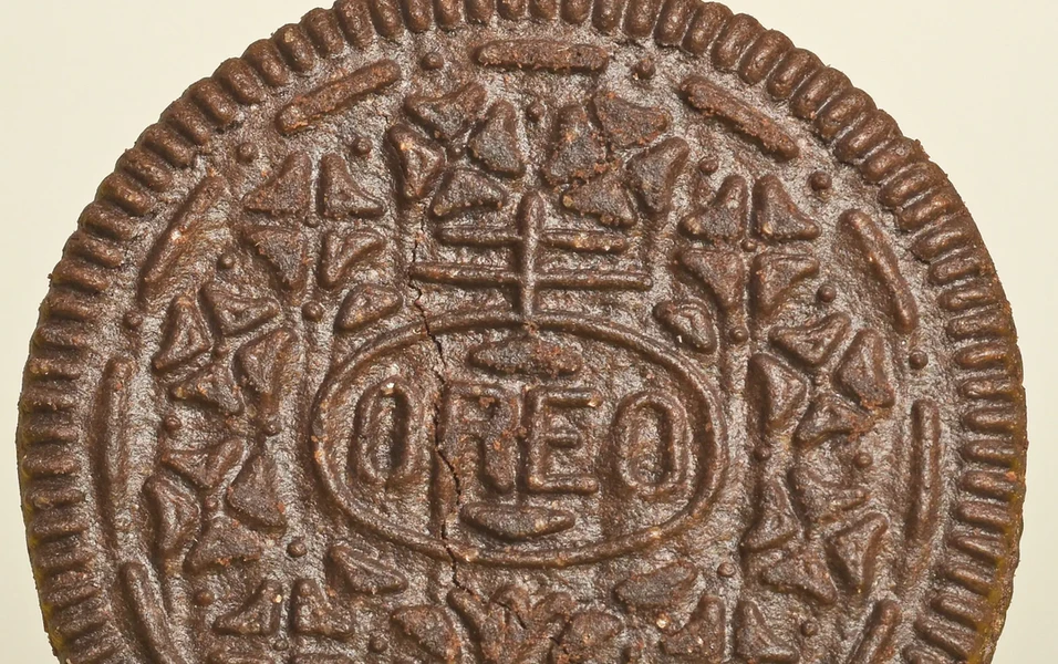 Clif Builders launches white fudge Oreo protein bar to rave reviews