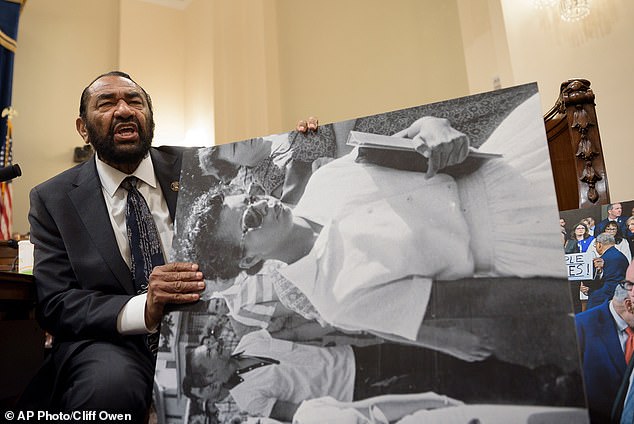Wild clash between Al Green and Trump's Homeland Security chief over ...
