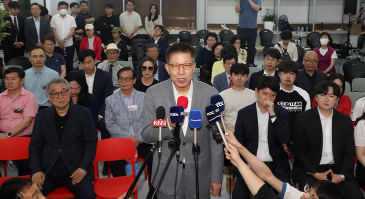 전재수, 부산시장 당선 확실…민주당 8년 만에 탈환