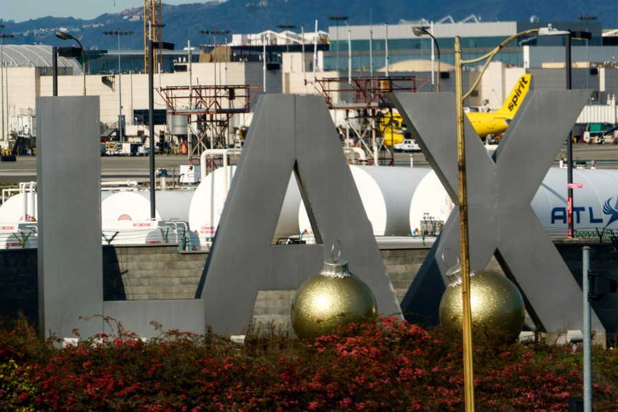 Major US airline cuts popular routes out of LAX over spiking fuel prices