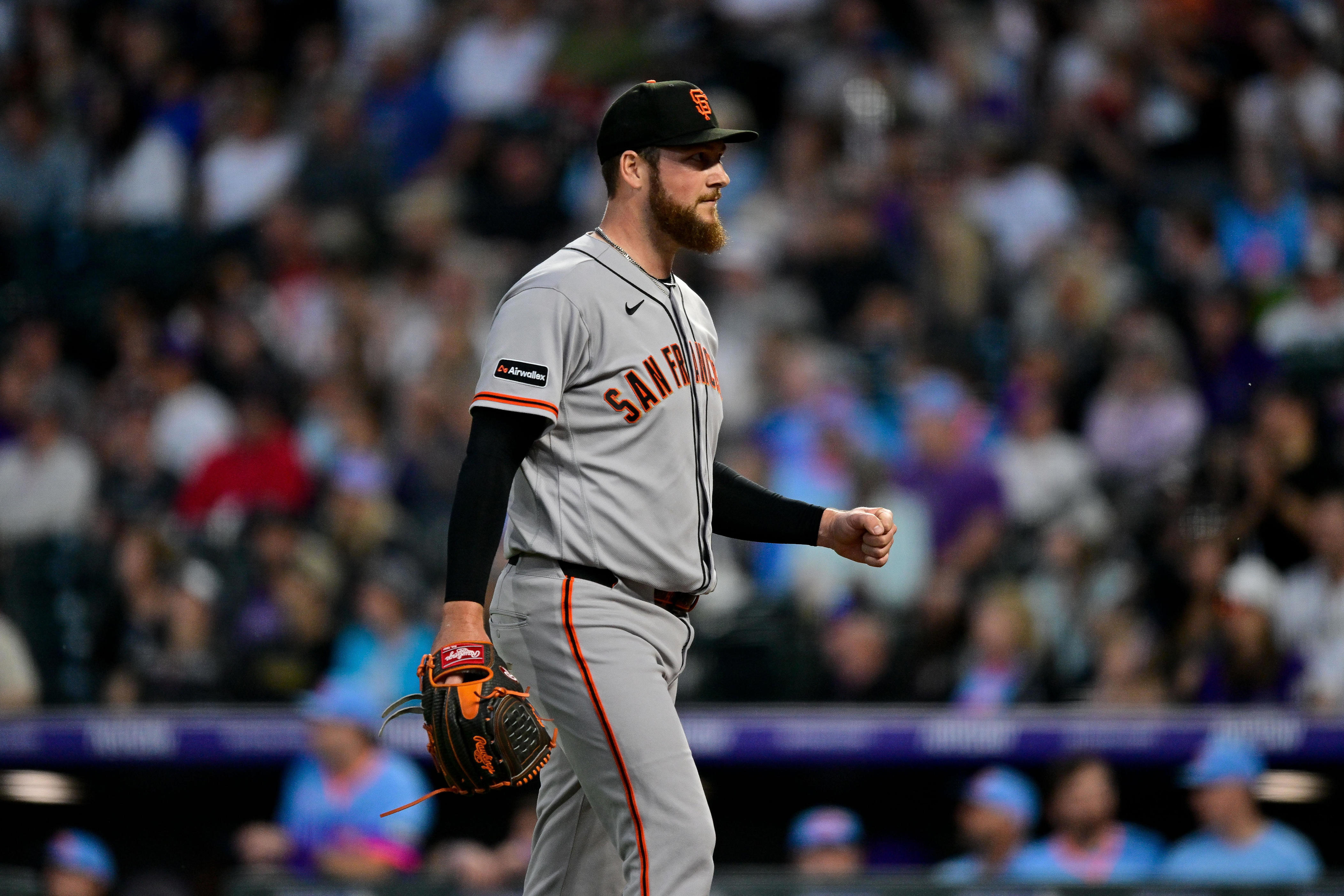 Giants place Matt Gage on the 15-day IL, call up Dylan Smith