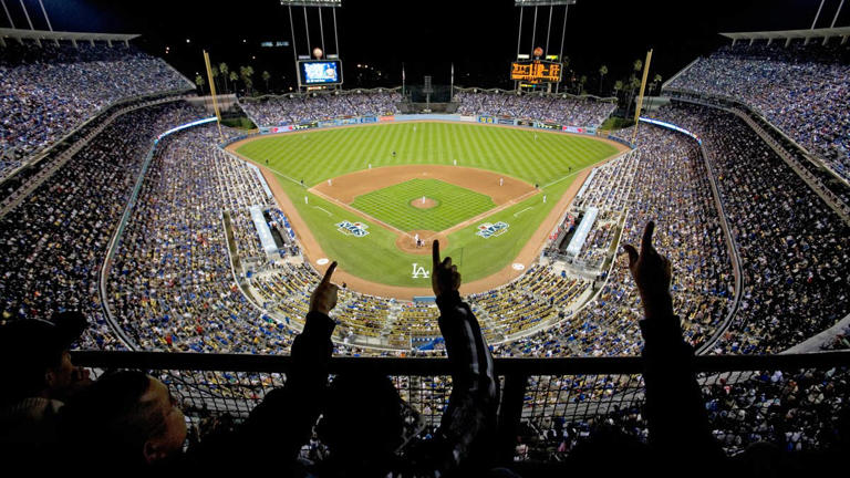 MLBPA fires back at MLB owners after latest labor proposal