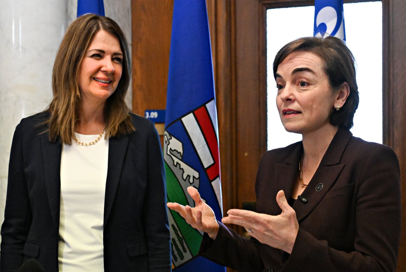 'Que-Berta': Alberta, Quebec premiers eye co-operation on economy, autonomy