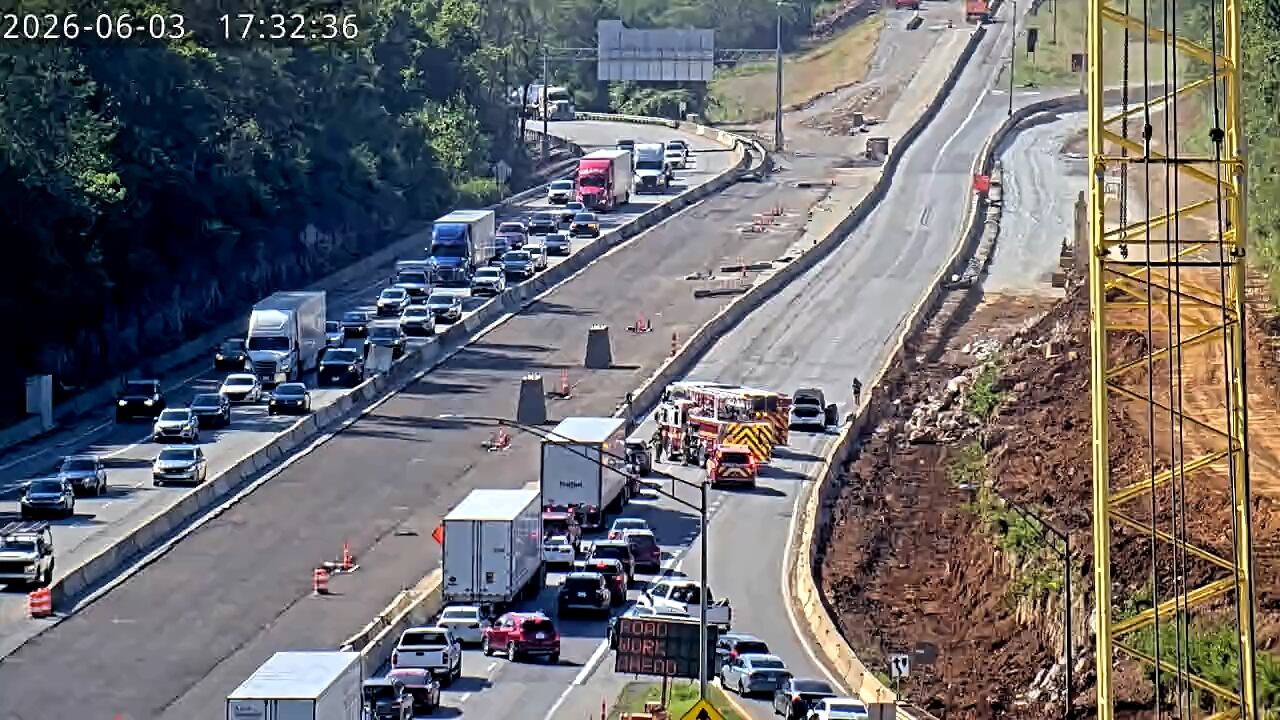 All lanes blocked on I-264 E due to vehicle fire