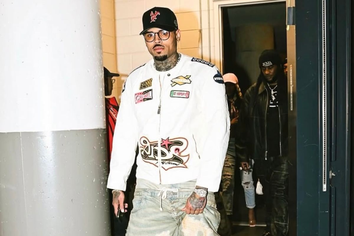 Chris Brown reveals secret master's degree after four years