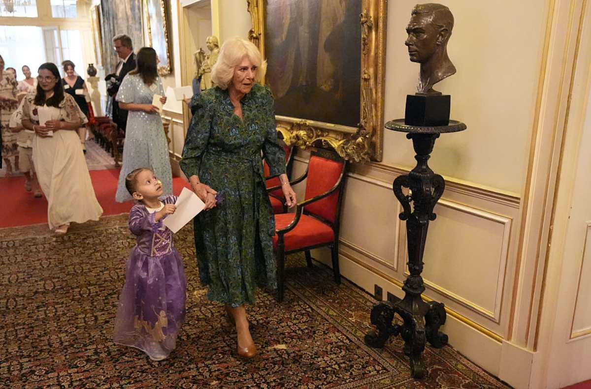 Queen Camilla steps into Kate Middleton’s shoes with a heartwarming ...