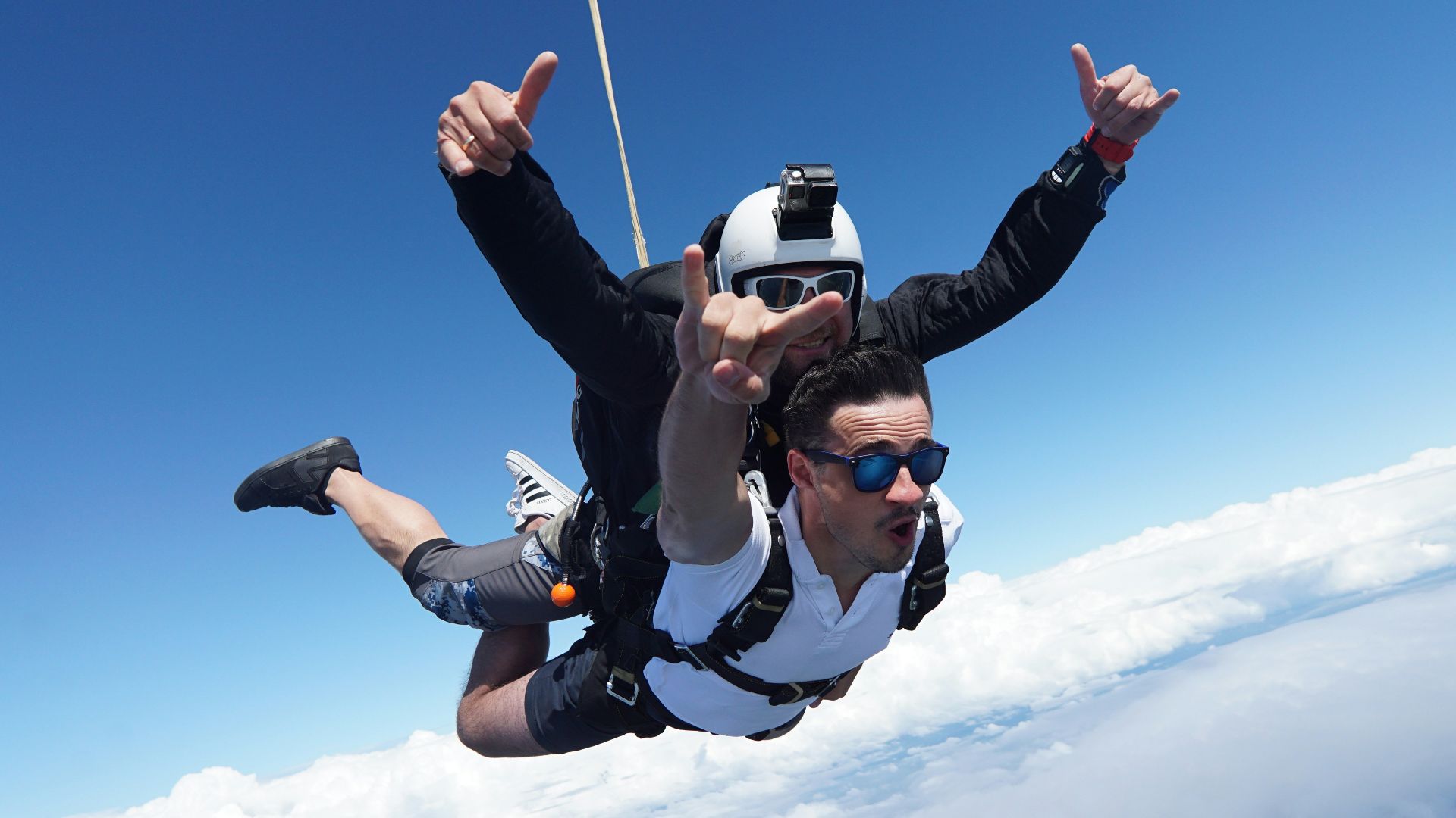 20 embarrassing things to stop doing when you hit 50