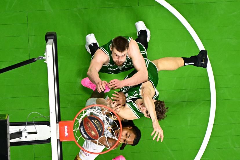 Nanterre crée l'exploit à Monaco et égalise en demi-finales
