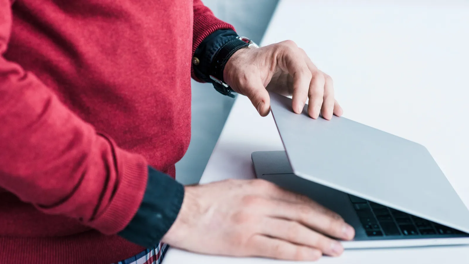 Why AI coders are carrying half-open laptops everywhere