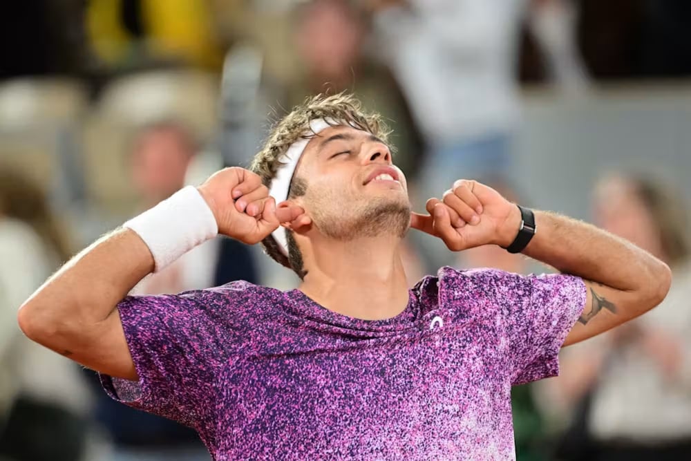 Flavio Cobolli derriba a Felix Auger-Aliassime y asegura a un finalista ...