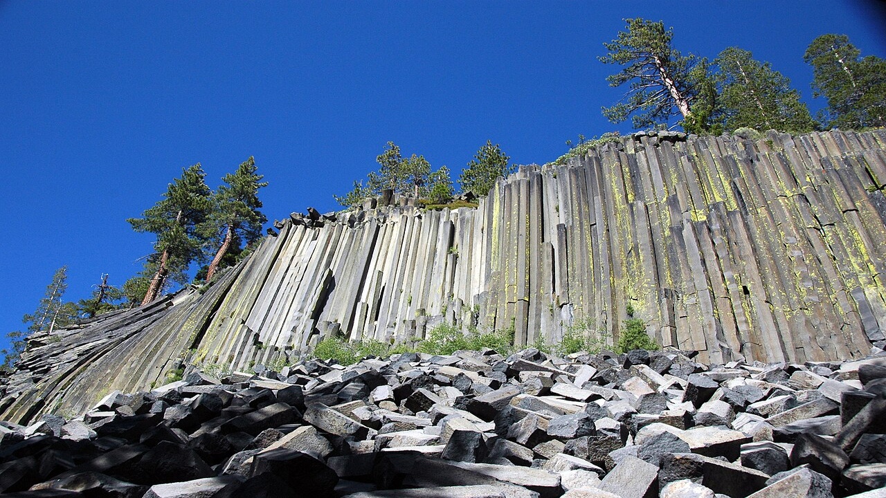 Near Mammoth Lakes, a lava wall rose from the earth, and you can walk ...