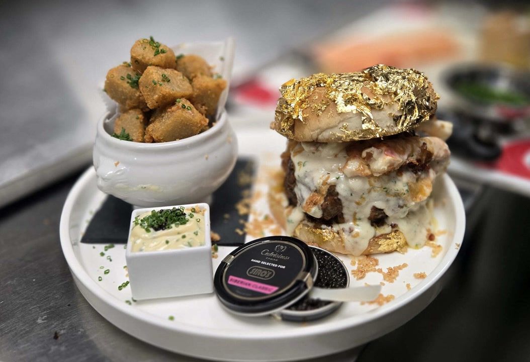 Saratoga extravagance: eating the $325 burger at Siro's