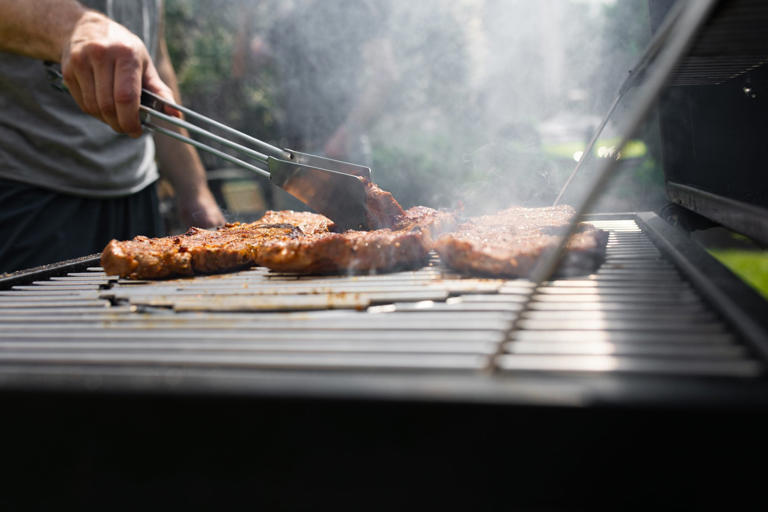 This is the worst BBQ mistake you can make this summer, says a ...