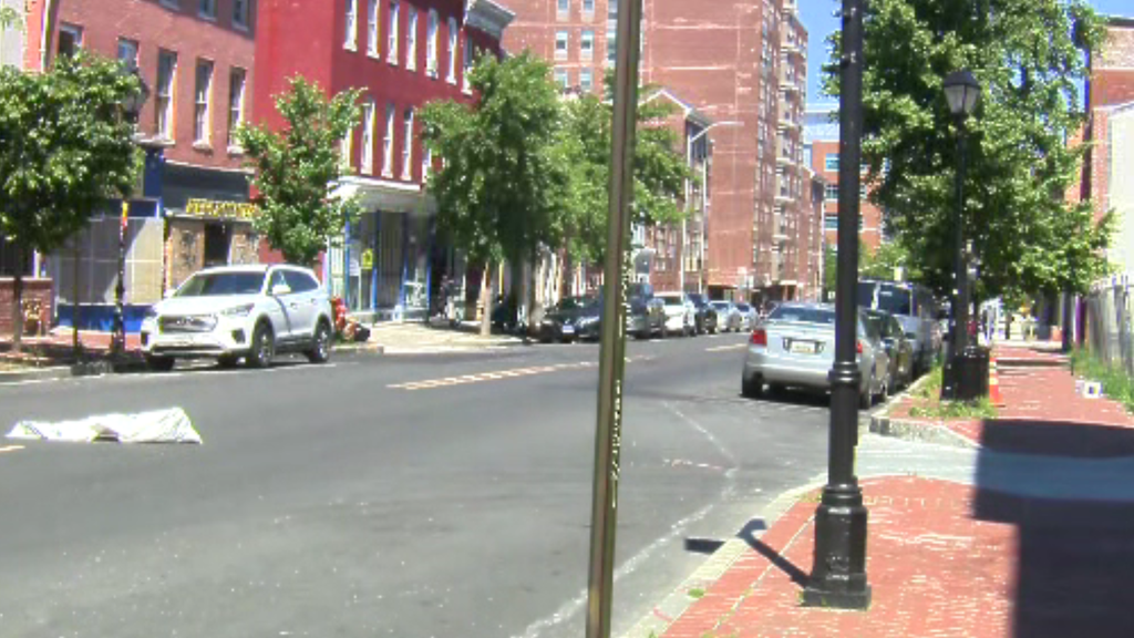 12 injured in Baltimore crash involving MTA bus and work van