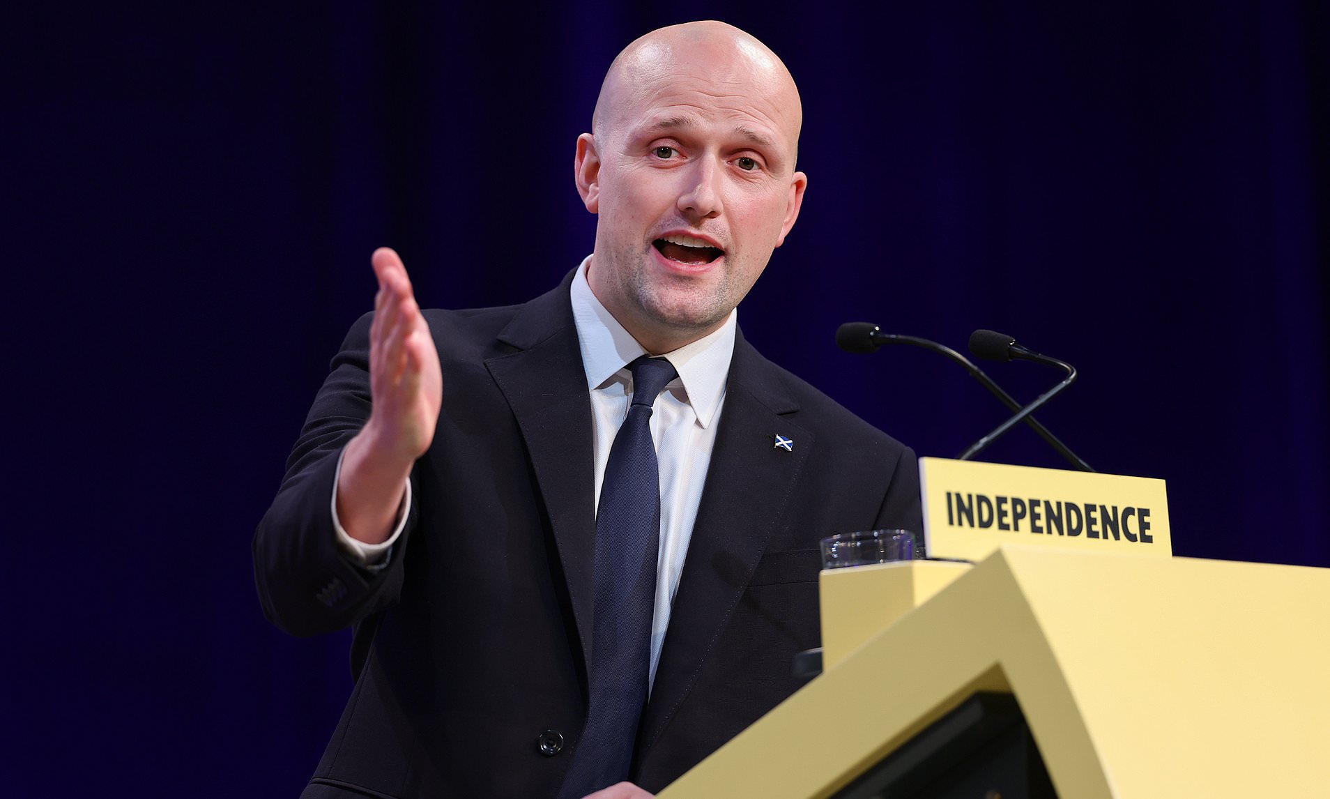 I'm livid! Flynn tells of his anger at betrayal of SNP faithful but ...