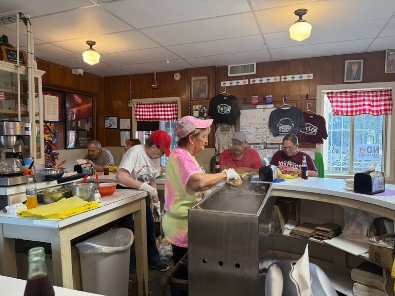 Iowa locals do not share the name of this diner because they do not ...