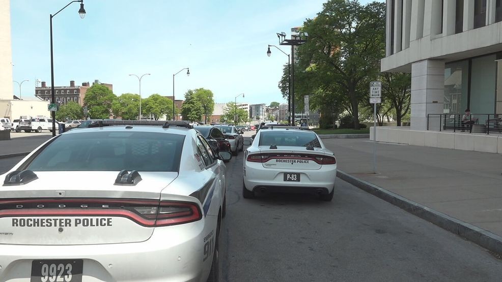 Suspect charged in bank robbery in downtown Rochester