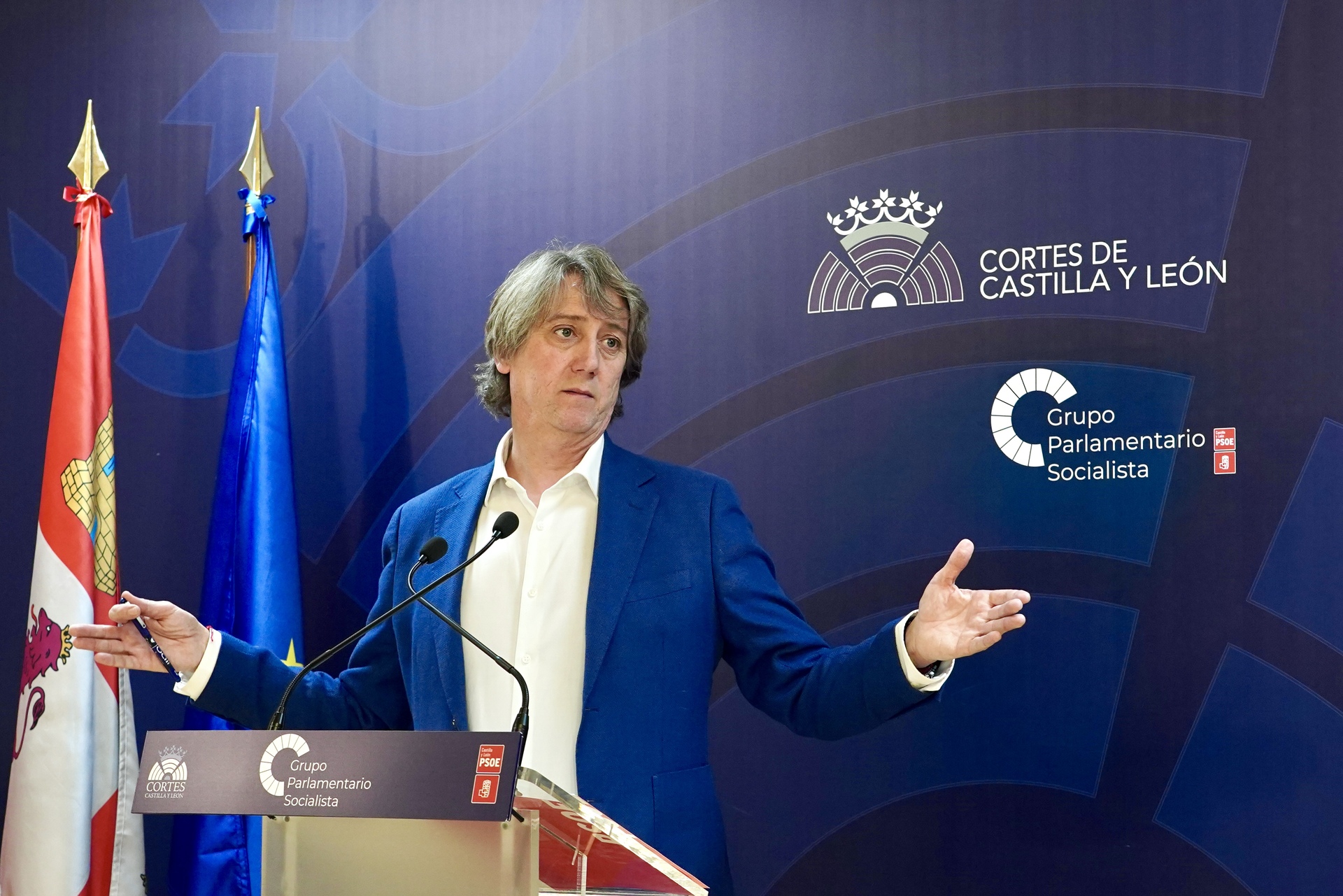 Martínez acusa a Mañueco de “tragar” por “su sillón” con un acuerdo “de ...