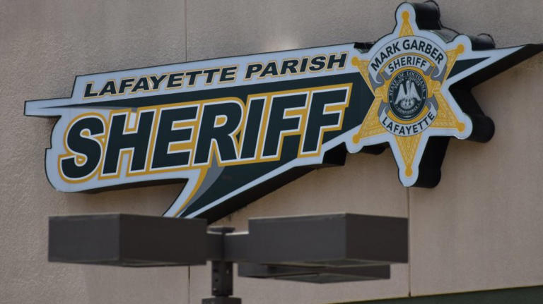 Lafayette Parish man dies in accident on Carmel Drive