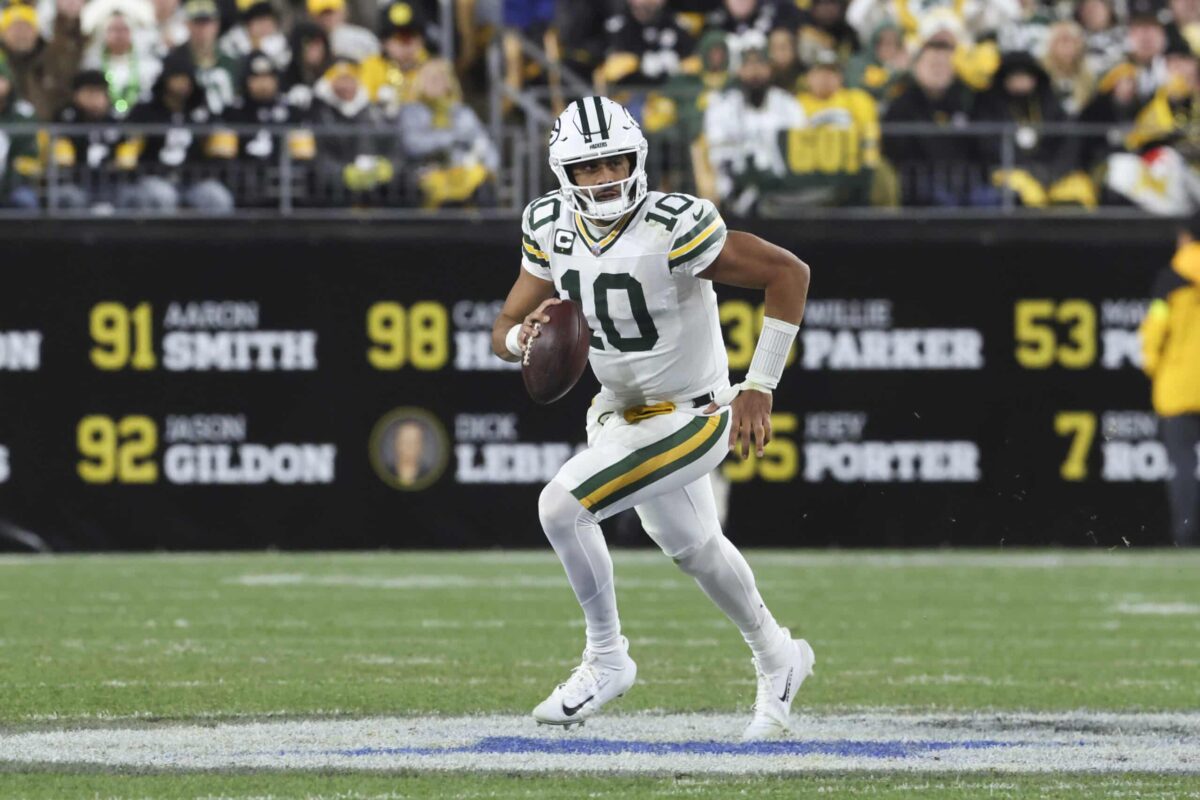Packers QB Jordan Love breaks silence on internal talks around Josh Jacobs